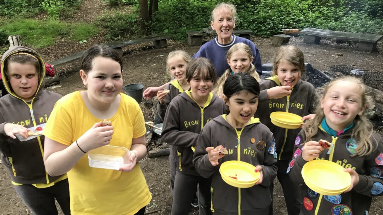 Brownie Activity Day - Faurefold Girlguiding Surrey East